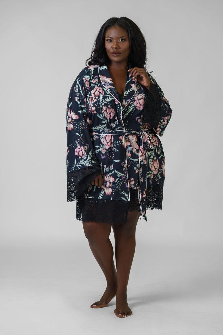 SATIN & LACE SHORT ROBE – AMOUR781